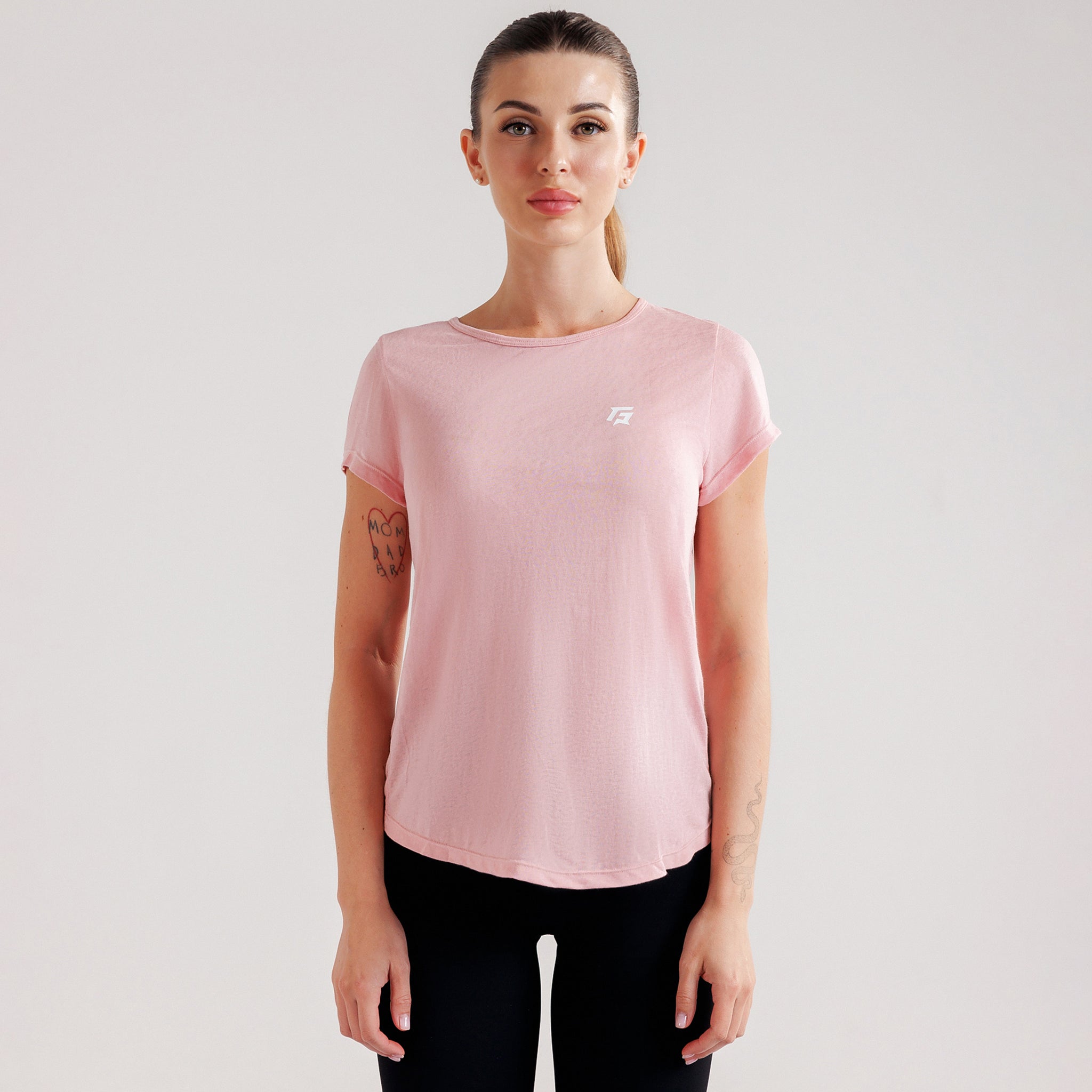 Active Pulse Tee (Powder Pink) for Workout | Women gym t-shirts ...